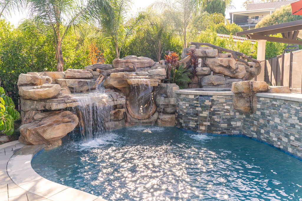 Rock Pools - Blue Water Pools and Spas